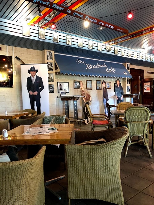 Where to eat and drink in Exmouth – Your Travel Handbook